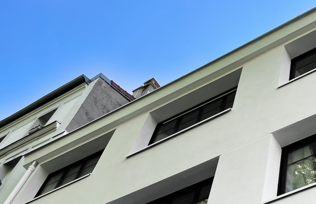 2023/05 : Le Beau M Paris, hostel et coffee shop, ouvre ses portes au ...